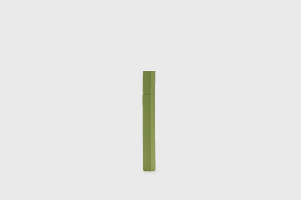 QUEUE Mono Lighter [Matcha Green] | BindleStore.