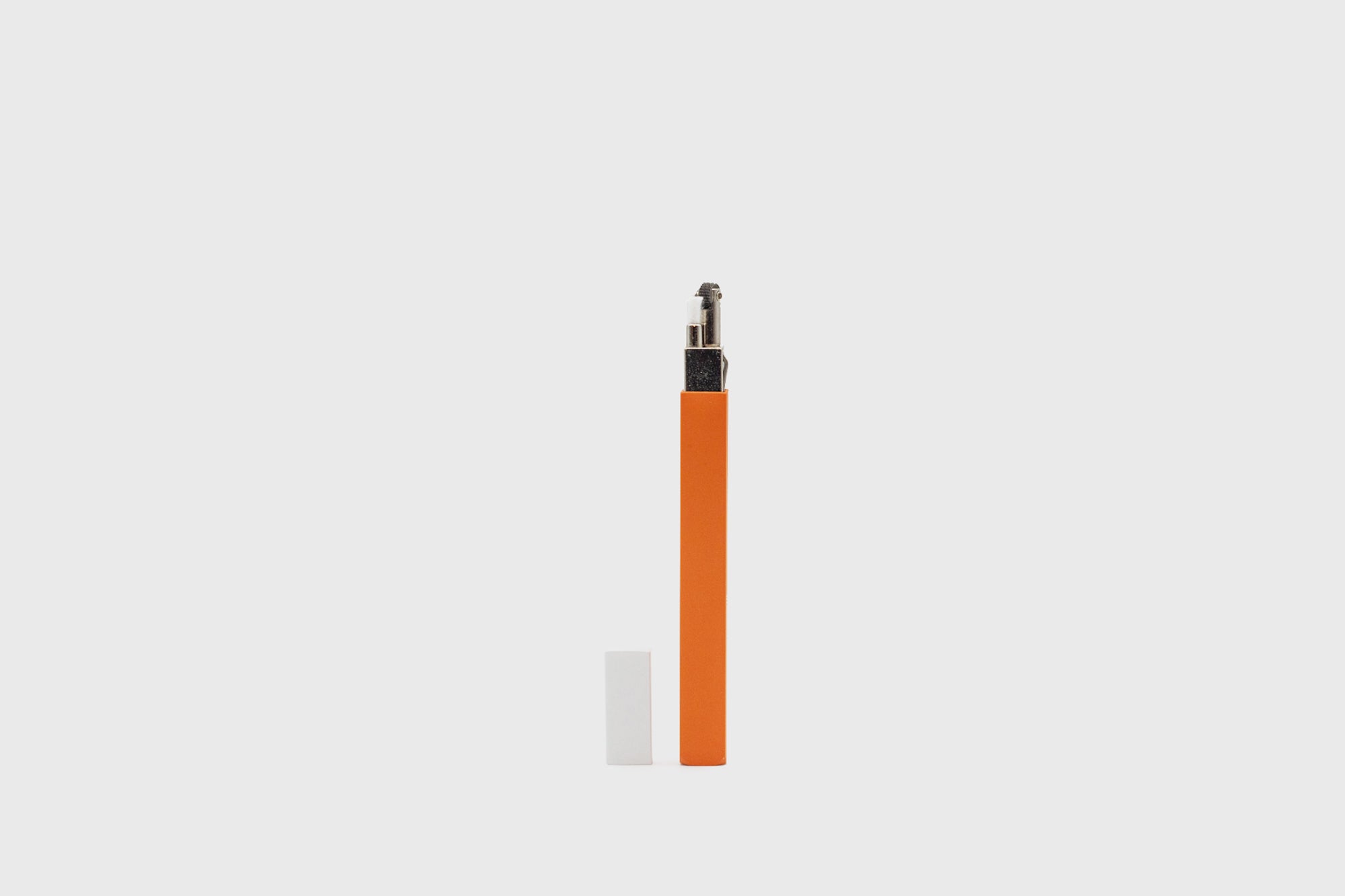 QUEUE Two-Tone Lighter – Orange & White | Tsubota Pearl